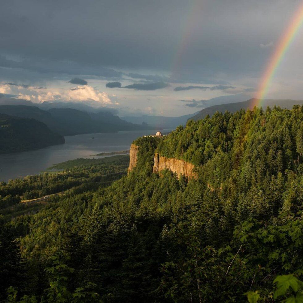 Day-Trip: Mt. Hood and The Columbia River Gorge - The Dundee